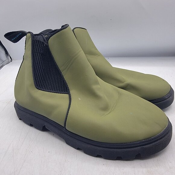 Native | Shoes | Native Kensington Treklite Kids J Green Chelsea Boots ...